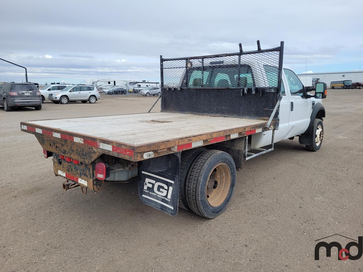 2008 Ford F550 XL Crew Cab Flatbed Truck